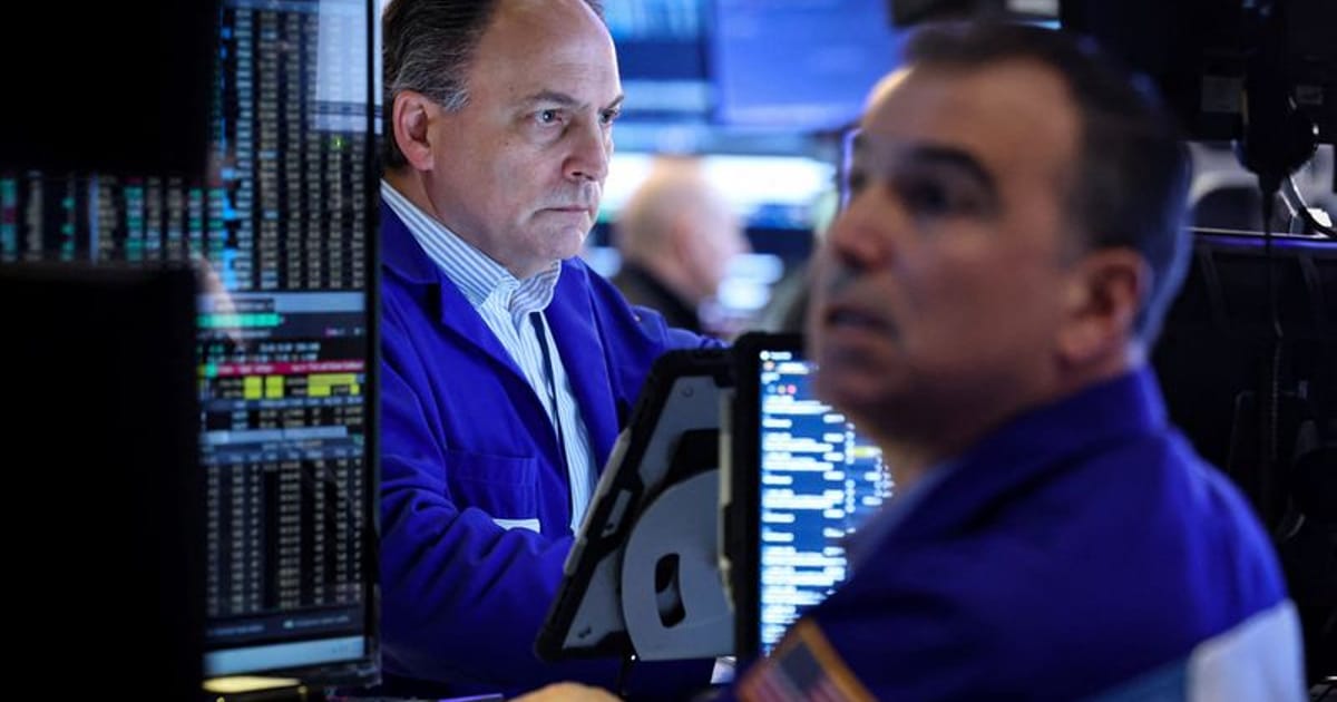 Record Outflows from Global Equity Funds: U.S. and China Trends