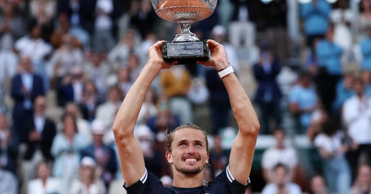 Zverev Wins First Grand Slam at French Open, Defeats Cobolli in Final