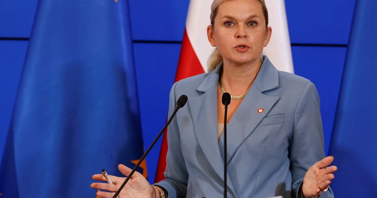 Poland Plans School Phone Ban, Stricter Pornography Access Rules